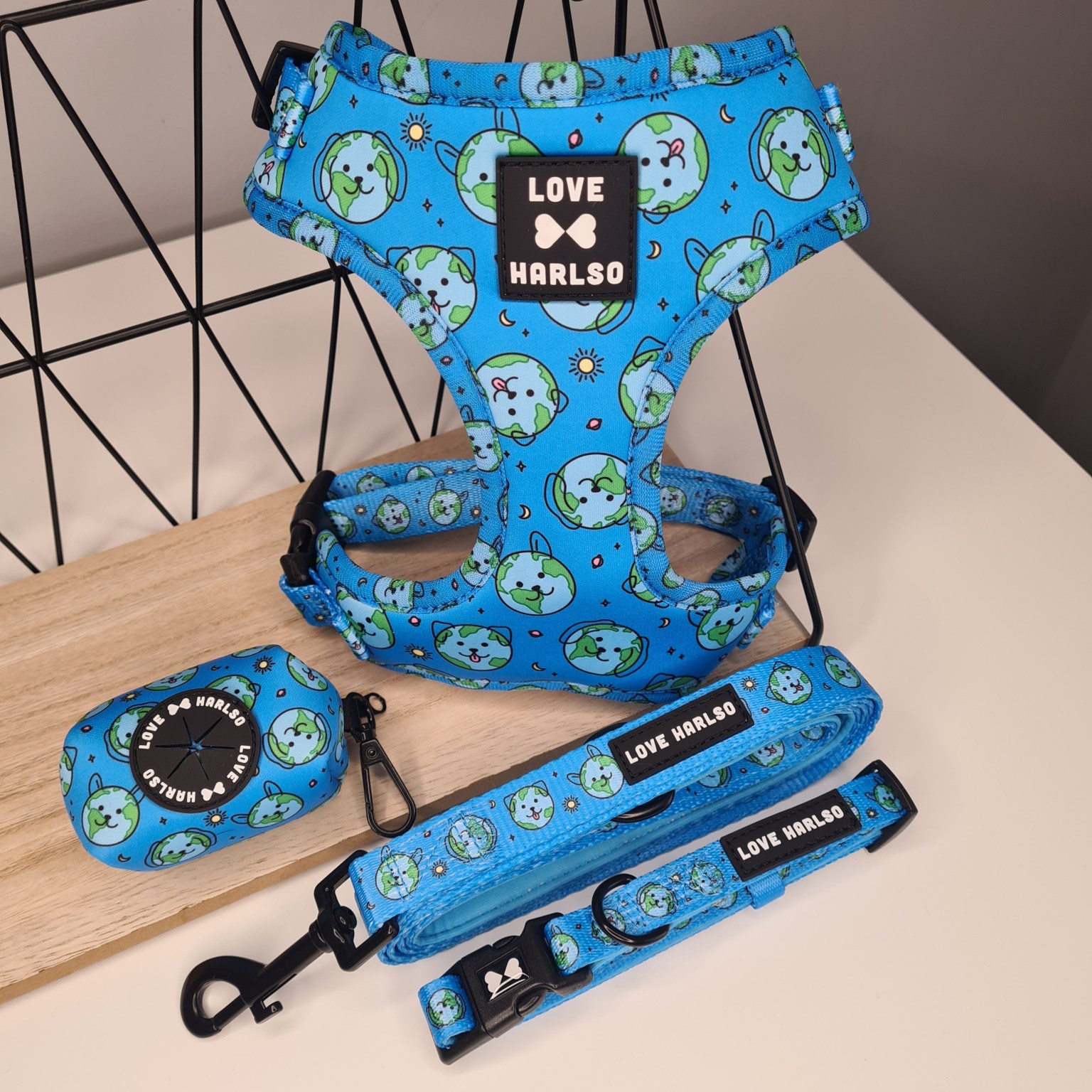 Adjustable Harness - It's A Dogs World - Love Harlso
